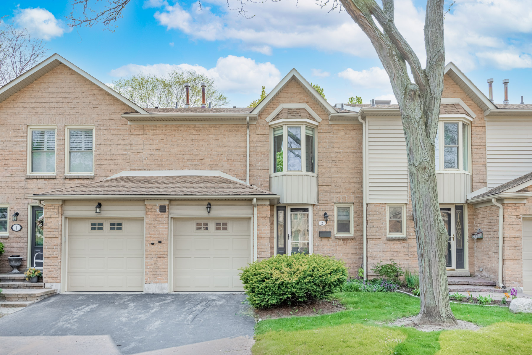 5411 Lakeshore Road, Unit#2 - Andrew Tamburello & CO.